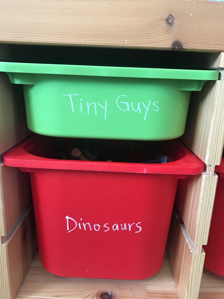 How to Declutter Your Kid’s Bedroom Like a Pro - Rose Lounsbury